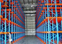 China Galvanized Drive-In Racking System - 500-4000kg Capacity, 1-7 Layers, Custom Sizes for High-Density Storage for sale