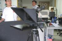 China Telikou 17 Inch Teleprompter With 17 Inch Monitor For Tf-17 Location And Studio for sale