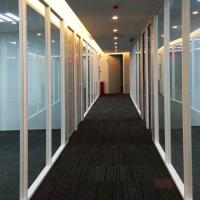 China Single Glazing Soundproof Office Partitions Walls Thickness 12mm Customized Size for sale