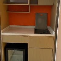 China Hotel Furniture Suppliers King Bedroom Suites 3 5 Star Hotel Beds And Wardrobe for sale