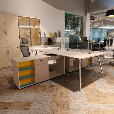 China Office Furniture Coworking Spaces Modular 4 Seater People Open Office Desk for sale
