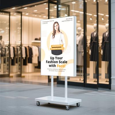 China Full Color LED Digital Signage Display IP65 Rated Die Cast Aluminum Construction Indoor Outdoor Use for sale