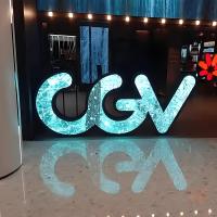 China Magic Cube Full Color LED Display P3 Cinema Gamut 360 Viewing Angle Customizable Indoor Outdoor Digital Signage for sale