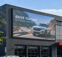China Full Aluminum Energy Saving Outdoor LED Video Wall for Auto Service Center Car Dealership Entrance 4500 Nits IP66 Screen for sale