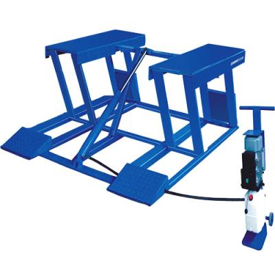China 2800kg Low Rise Car Hoist 620mm Lift Height for Auto Repair and Tire Changing for sale