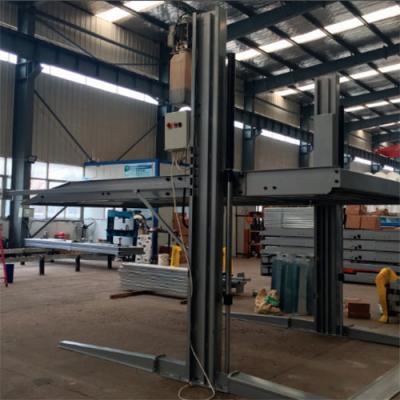 China TP232 2 Post Parking Lift 3200kg Capacity with CE Certification and 2100mm Lifting Height for sale