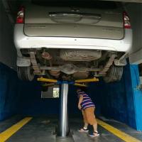 China Heavy Duty Single Post Lift Anti Rust With Hydraulic Buffer System T-400X for sale