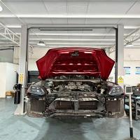 China High Capacity Car Lifting Equipment with Barrier Free Base and Manual Release System for sale