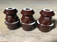 China DIN 1kV 250A Porcelain Transformer Bushing Brown Color OEM Available for sale