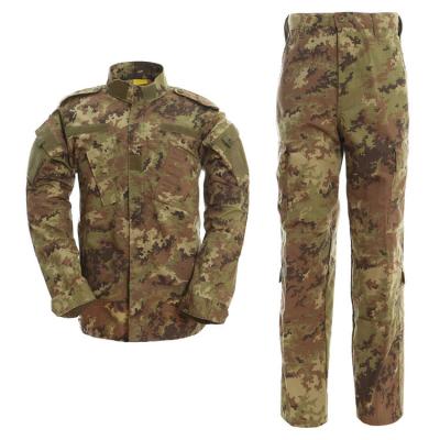China Good Ventilation military uniform---ACU， camouflage ACU， combat uniform for sale