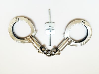 China Class Style Stainless Steel Handcuffs Anti Shear Cop Handcuffs for sale