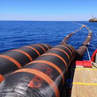 China Heavy Duty Self Floating Dredge Hose 200mm to 1200mm for Marine Slurry Transport for sale