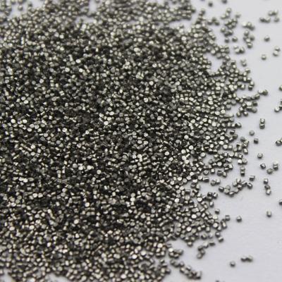 China Bright Surface Finish Carbon Steel Cut Wire Shot with Metallic Gray Appearance and Carbon Content Ranging 0.6 to 1.0 Percent for sale
