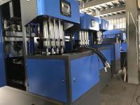 China Top Level Durable PE Bottle Making Machine LGB-4-15 with 1960x1460x2550 mm Measurement for sale