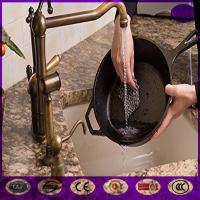 China cast iron wire mesh pan scrubber pan cleaner for sale