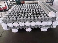 China 5cm Chain Link Fabric Fencing , Galvanized Steel Wire Mesh Rolls 6cm 8cm for sale
