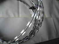 China 2017 the best selling Electro galvanized or hot dipped Surface Treatment High Security Razor Blade Barbed Wire for sale