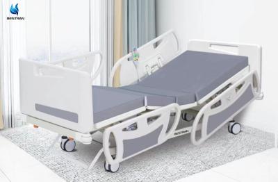 China Remote Control Electric Hospital Bed 5 Function Adjustable Recovery Room 2100x1060mm for sale