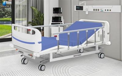 China Manual Hospital Bed with Side Rails Mattress 2 Function Backrest 0-75° Footrest 0-35° for Emergency Room for sale