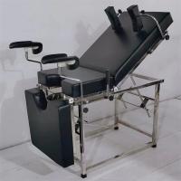 China 10cm Mattress Gynecology Examination Couch with Stirrups 180x60x80cm Stainless Steel Frame for sale