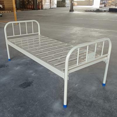 China Ward Flat Steel Hospital Bed 2150×950×500mm with 250kg Capacity for General Patient Care for sale