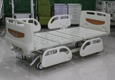 China Manual Medical Hospital Bed 3-Function Adjustable 450-700mm Height for General Wards and Surgical Units for sale