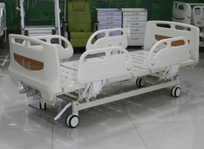 China Manual Bariatric Medical Bed 3-Crank System 450-700mm Height Adjustment for Outpatient Clinics for sale