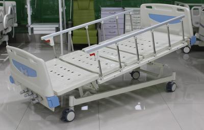 China 5 Function Mechanical Hospital Bed 460-720mm Height Adjustable Manual Recovery Bed for Geriatric Care for sale