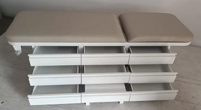 China Adjustable Medical Examination Couch 8 Drawers Hospital Treatment Table 2000x600x600mm for sale