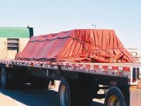 China Waterproof Tear-Resistant 14oz Heavy Duty PVC Truck Cover for Flatbed Cargo Protection for sale