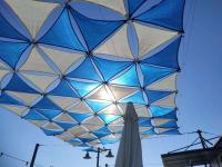 China Triangular UV-resistant and Anti-aging HDPE Shading Net Shading Sail Custom Color and Size for sale
