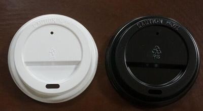 China PET , PS Plastic Black and White Flat Paper Cup Lids with Multi Color for Customized for sale