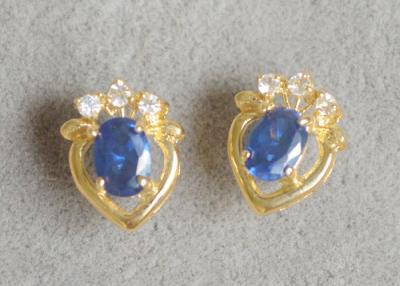 China Fashion Girls Stawberry Shaped Zircon Stud Earrings 925 Sterling Silver Jewelry for sale