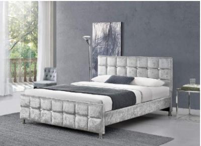 China Crystal Button European Style King Size Bed Frame With Headboard Any Color for sale