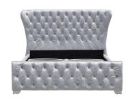 China Customizable Crushed Velvet King Home Furniture Bed Frame With Buttons for sale