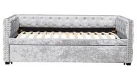 China Crush Velvet Upholstered Trundle Daybed for sale