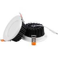 China 9W COB LED Recessed Downlight Aluminum Heatsink Tempered Glass 5 Year Warranty Commercial Lighting for sale