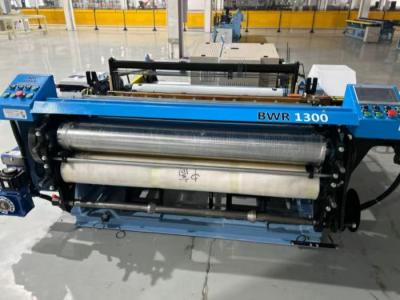 China 130B Economical Wire Mesh Loom Machine with 1300mm Weaving Width and Mechanical-Servo Hybrid Driving for Thin Metal Wire Weaving for sale