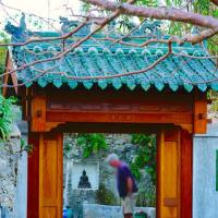 China Ancient Temples Chinese Glazed Roof Tiles With Smooth Surface for sale