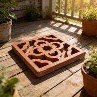 China Red Clay Floral Pattern Natural Breeze Blocks Decorative Perforated Terracotta Bricks for Patio & Tea Room Space Divider for sale