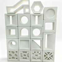 China Hollow Geometric Cement Breeze Blocks Decorative Patterned White Screen Blocks for Indoor Garden & Patio Partition for sale