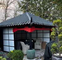 China Japanese & Chinese Style Outdoor Tea House Pavilion Cozy Courtyard Gazebo with Hip Roof Tile System & Upturned Eaves for sale