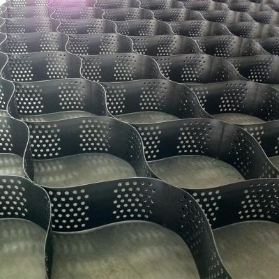 China Gravel Driveway Black HDPE Geocell For Road Construction Soil Reinforcement for sale