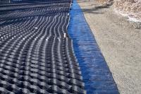 China HDPE Textured Perforated Geocell Fabric Gravel Grid For Road Construction for sale