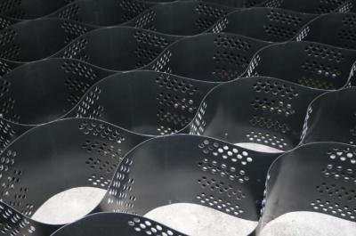 China Plastic Matting HDPE Geocell Gravel Mats For Soil Stabilizer And Slope Protection for sale
