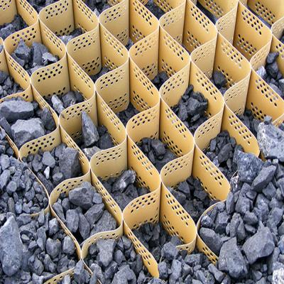 China ASTM HDPE Geocell To Prevent Mountain Landslides River Bank Slope Protection Retaining Walls for sale