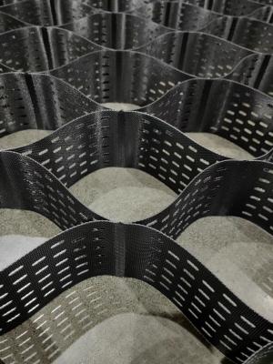 China Textured HDPE Geoweb Cellular System For Railway Embankment Protection for sale