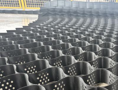 China Black HDPE Geocell 100mm 330mm Weld Distance For Railway Subgrade Support for sale