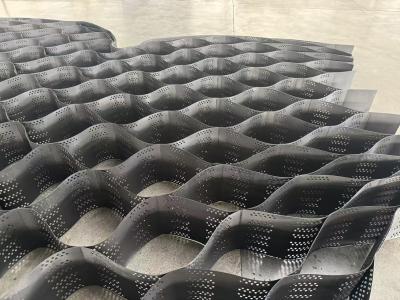China 150mm HDPE Geocell 330mm Weld Distance for Heavy Duty Road Base Reinforcement for sale