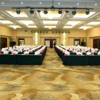 China 100% Polyester Fiber Walkway Carpet 8mm Thickness Hotel Office Floor Mat Custom Size for sale